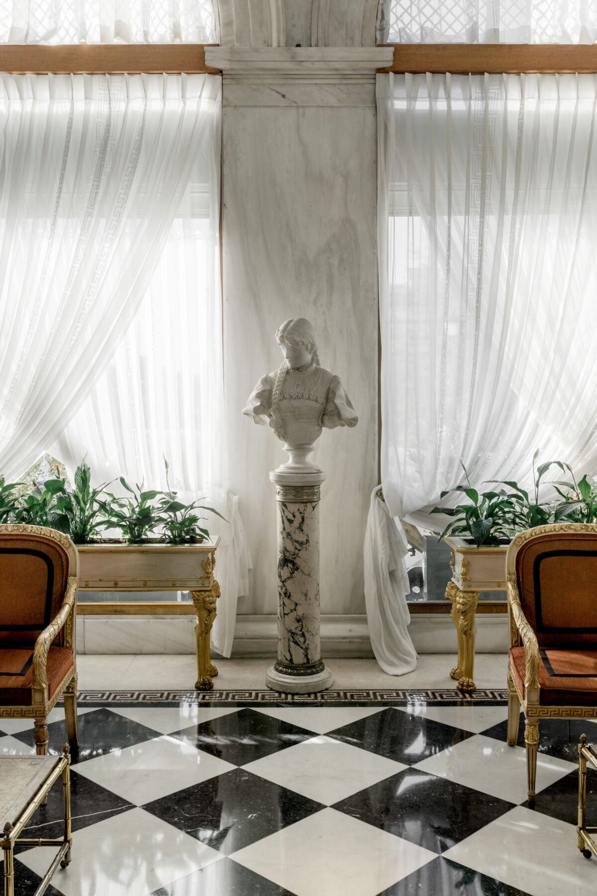 A Crash Course on Hellenistic Interiors - Woodgrain