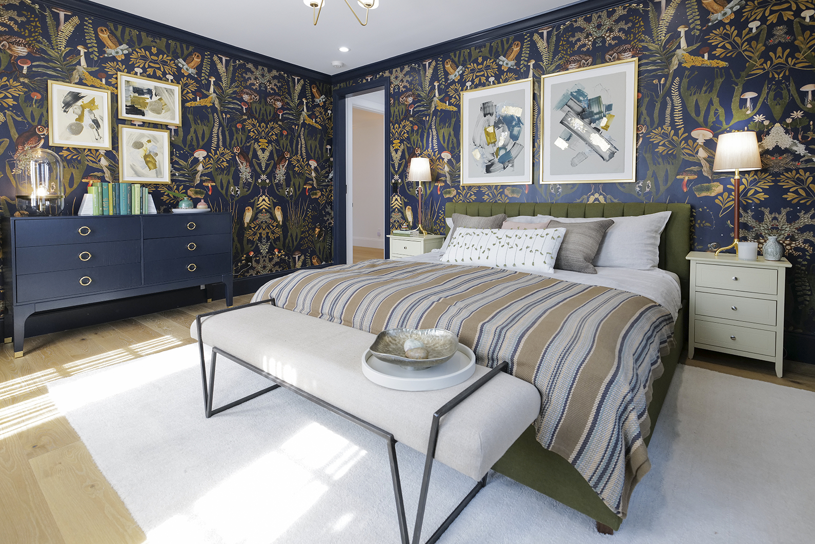 How to Prime and Paint Your Moulding - Woodgrain